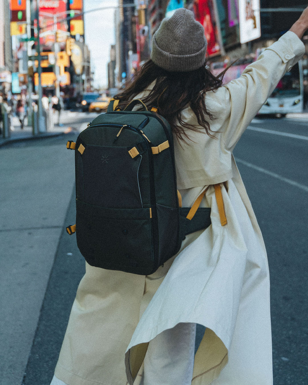 Hive Backpack Core Black | Tropicfeel