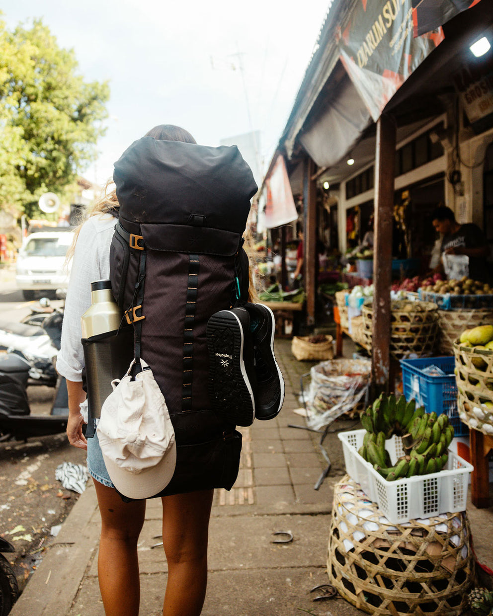 Shelter Backpack Core Black | Tropicfeel