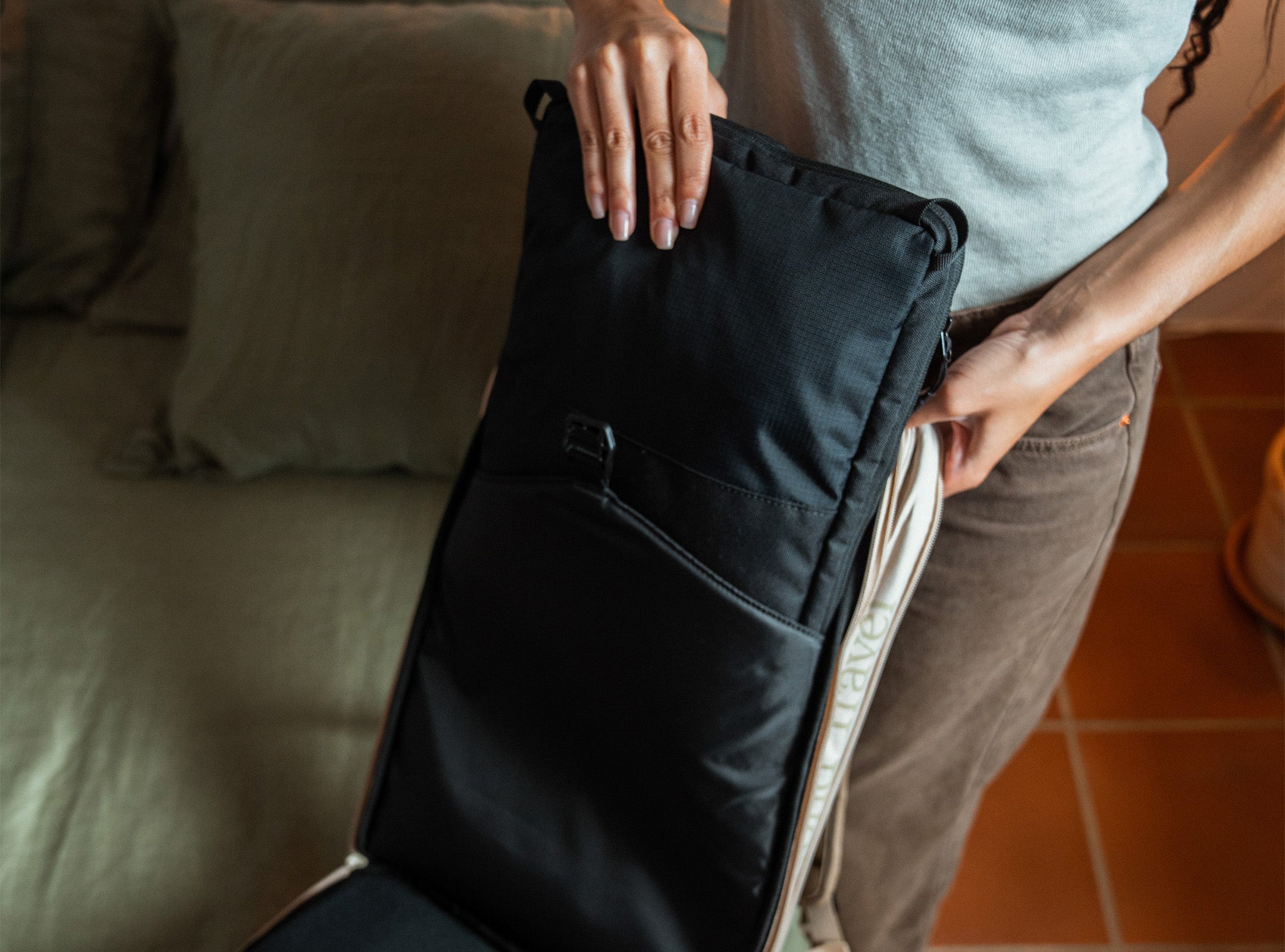 Nook Backpack All Black | Tropicfeel